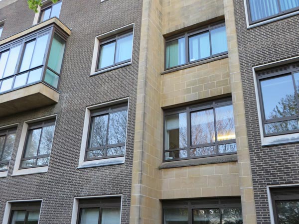 Winchester Law Courts | SAPA Dualslide Aluminium Windows